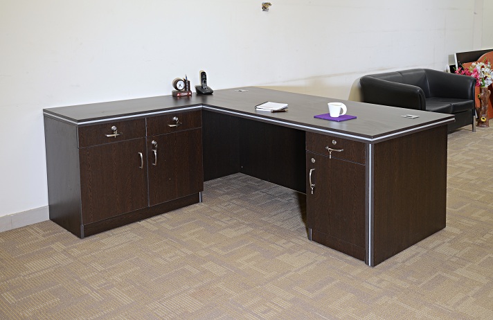 low-price-office-tables - Prestige Office Systems